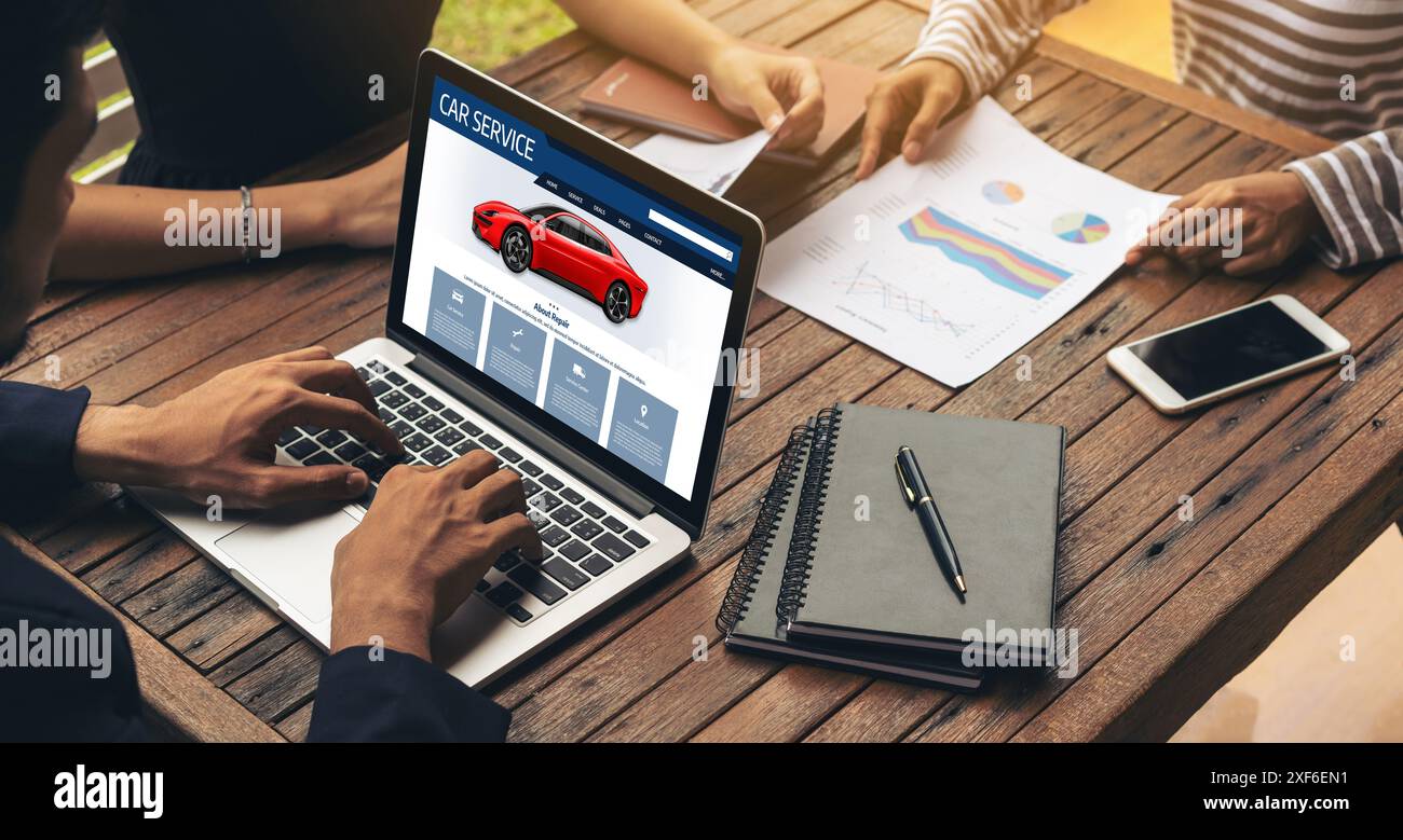 Car repair discussion hi-res stock photography and images - Alamy