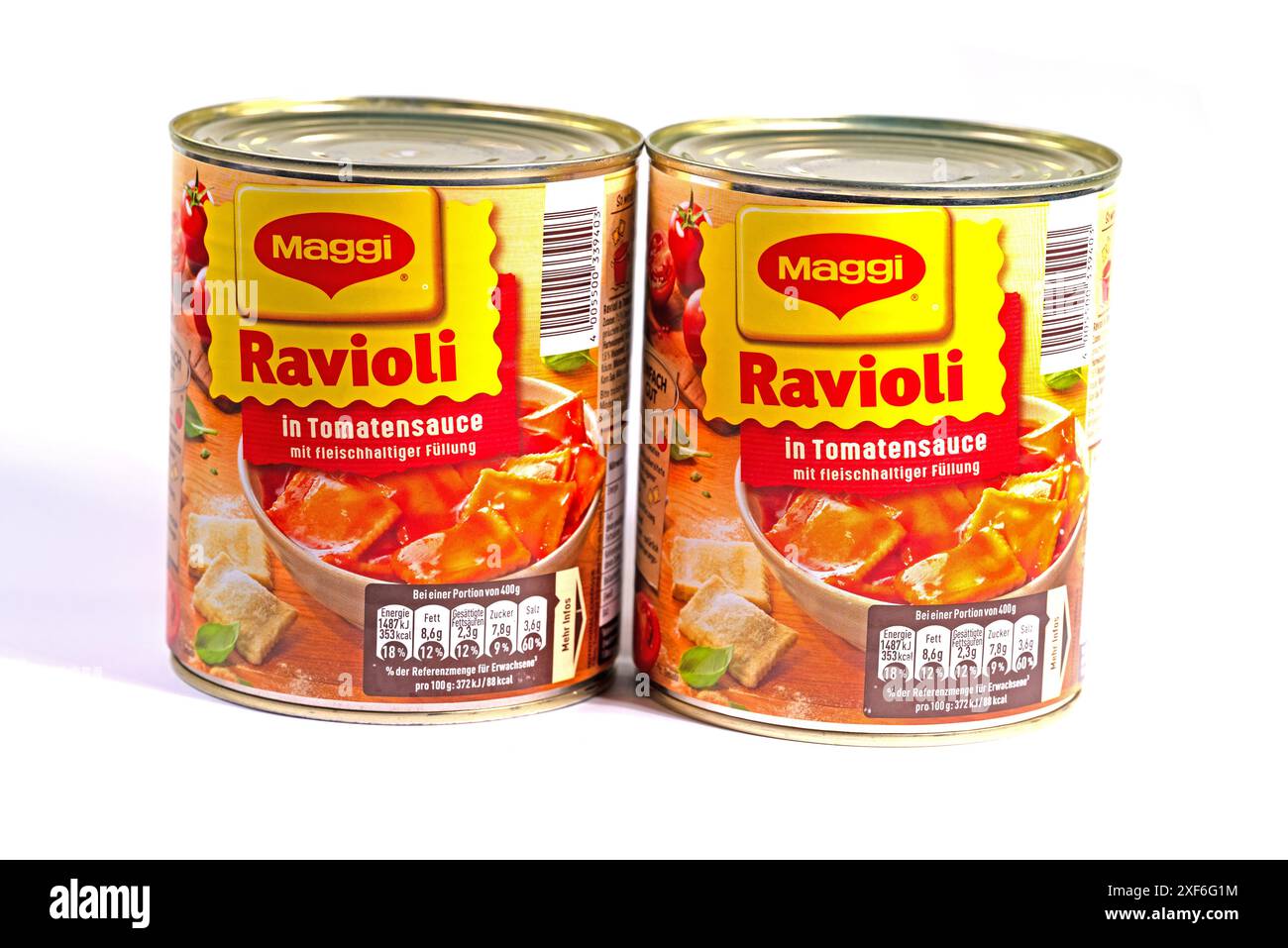 Ravioli in a tin with the label "Ravioli in Tomatensoße", translation ...