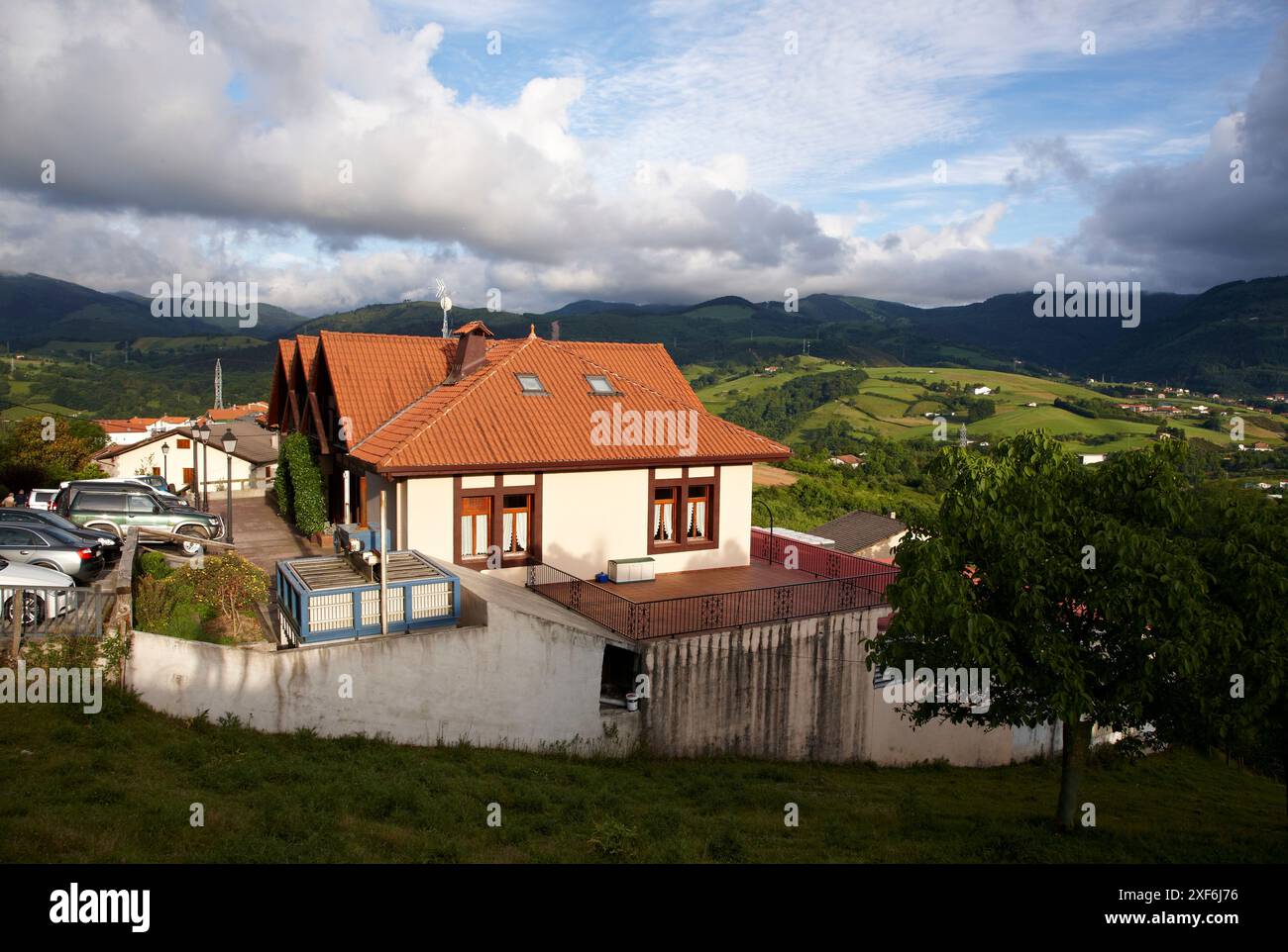 The cider house exterior hi-res stock photography and images - Alamy