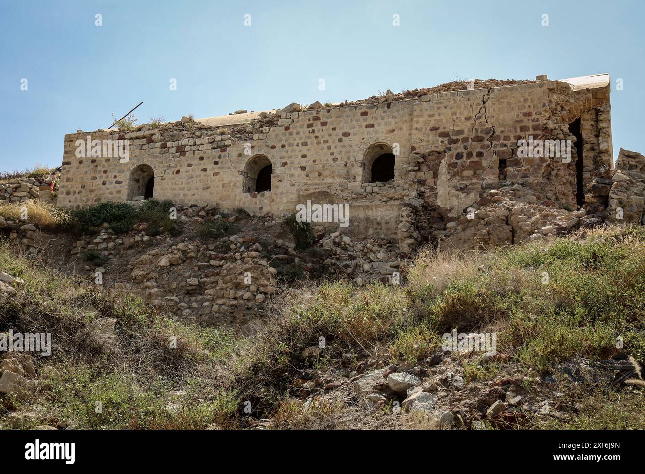 Taiz Yemen 18 Nov 2019 : Destruction in the historic Cairo Citadel due ...