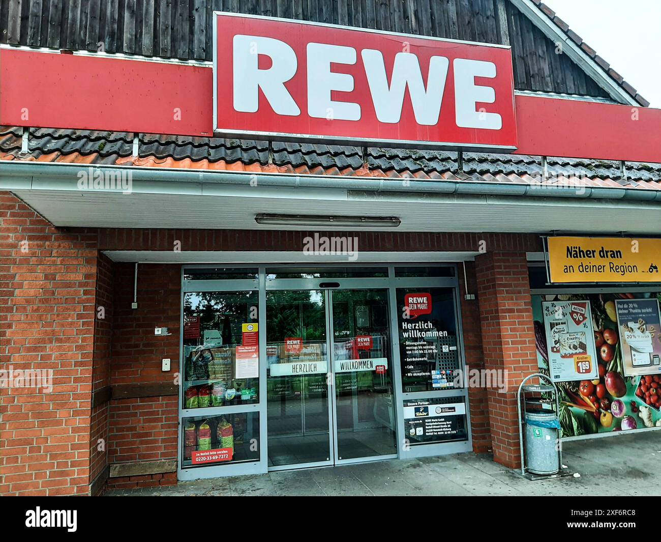 Rewe market hi-res stock photography and images - Alamy