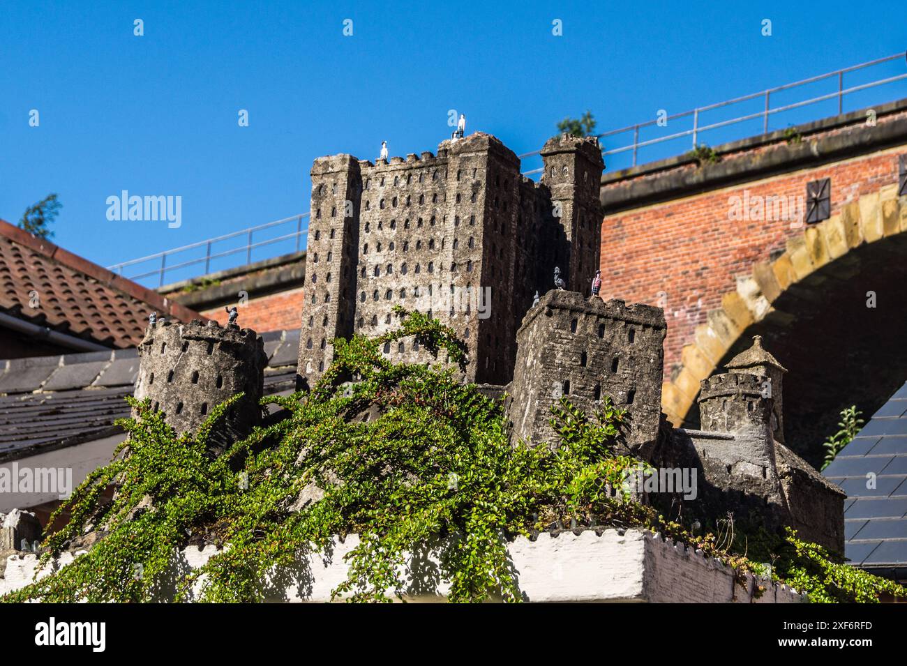 Yarm Castle miniature folly by David Doughty, 1880s, West Street, Yarm ...