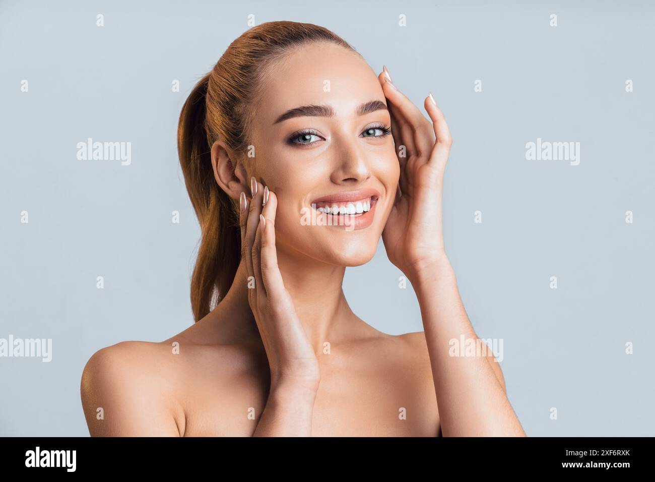 Smiling happy pretty millennial hi-res stock photography and images - Alamy