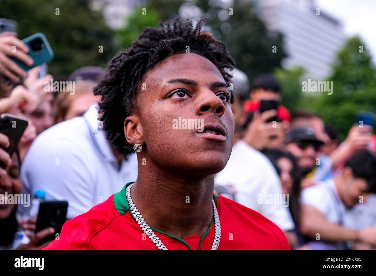 Ishowspeed hi-res stock photography and images - Alamy