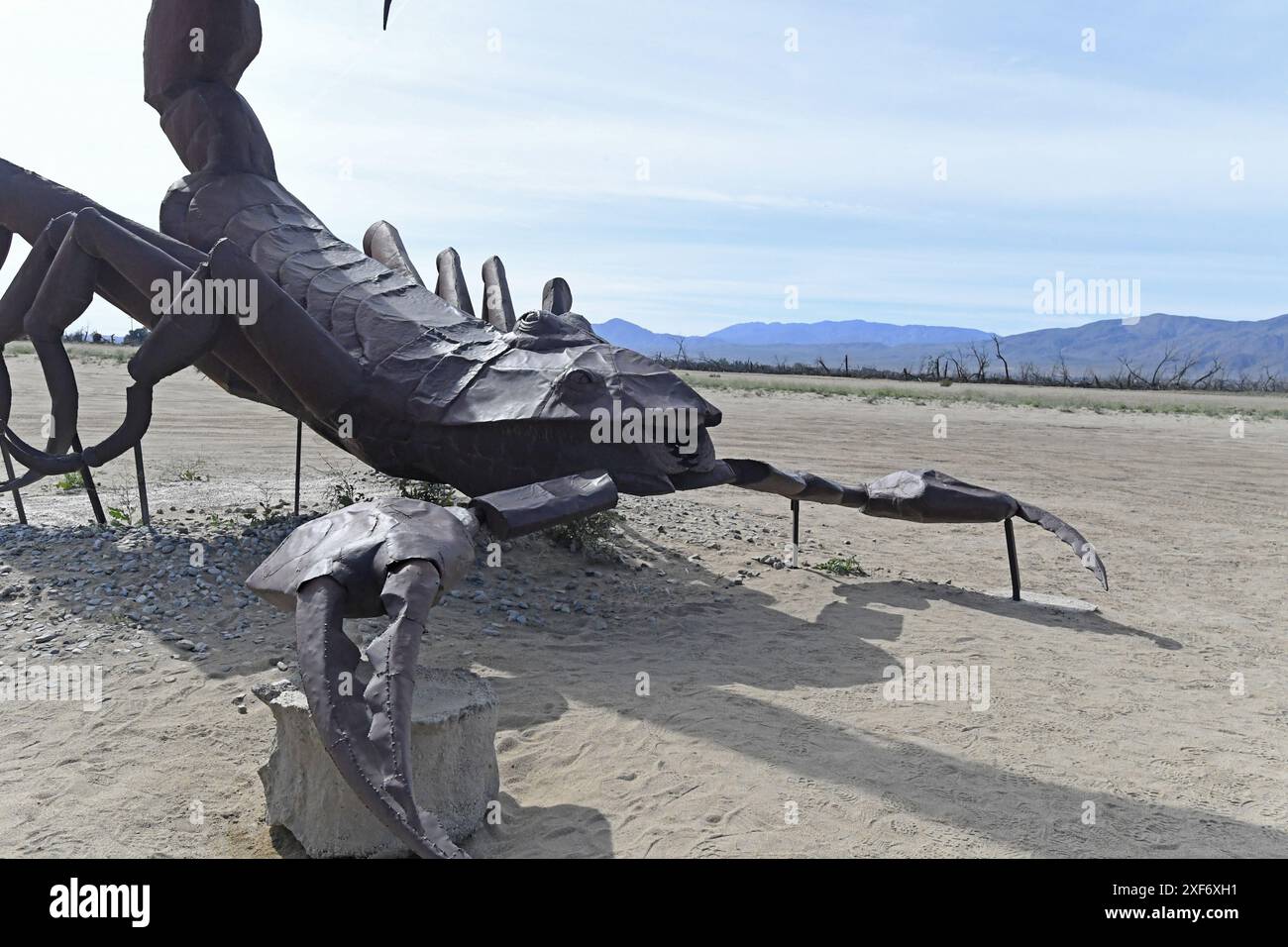 Scorpian sculpture, Anza Borrego, California Stock Photo - Alamy