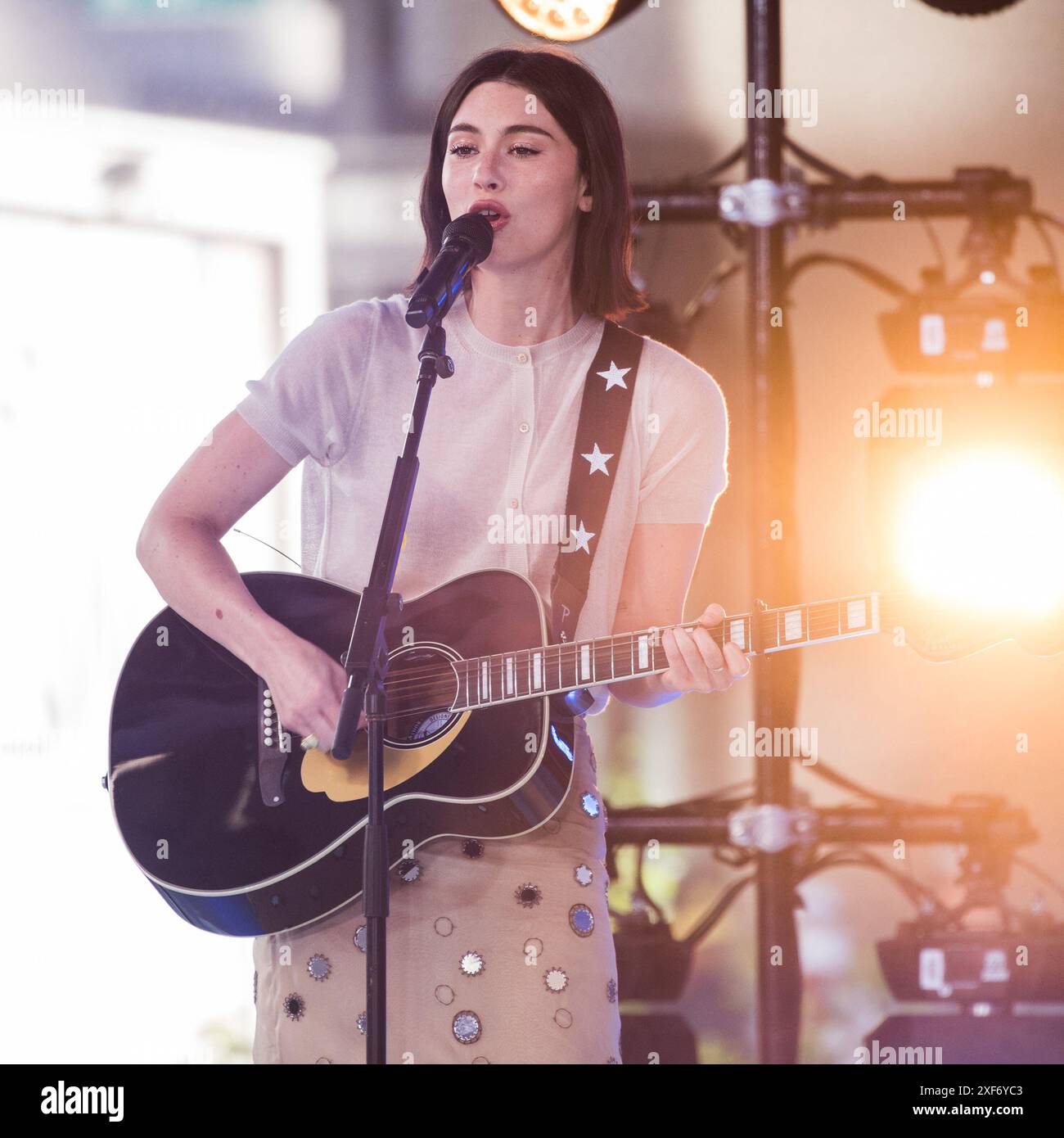 Gracie abrams concert hi-res stock photography and images - Alamy