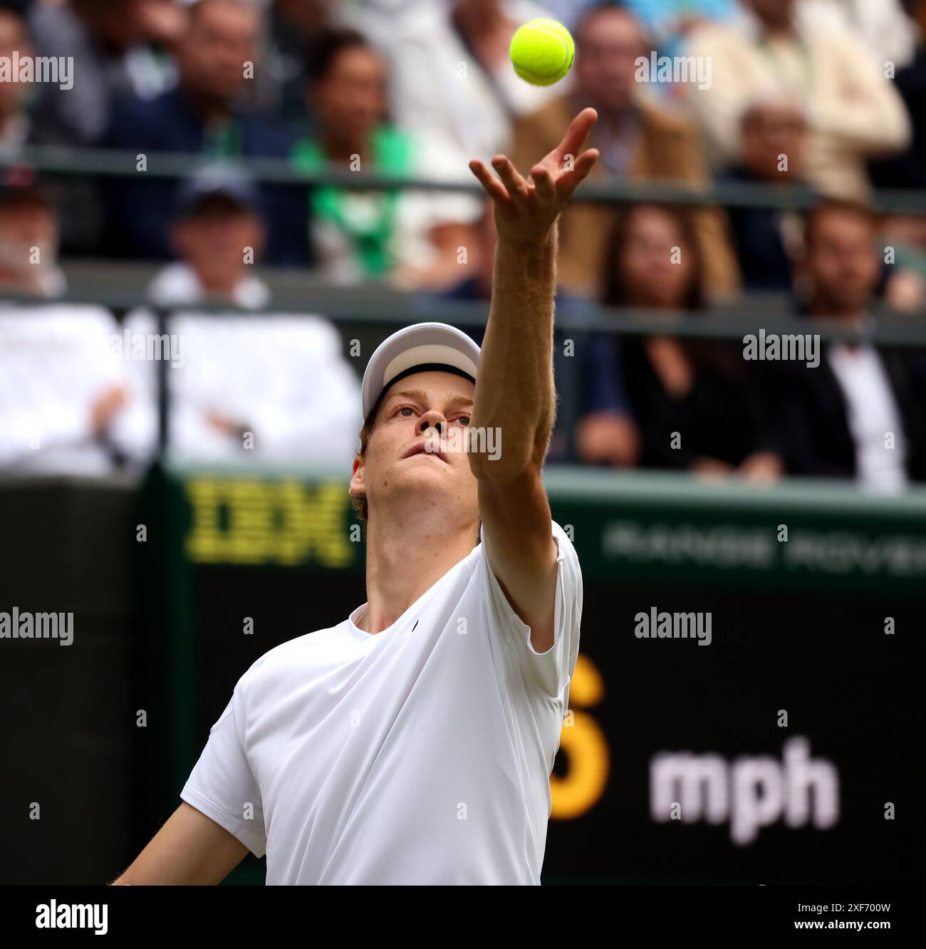 Janik sinner grass courts hi-res stock photography and images - Alamy