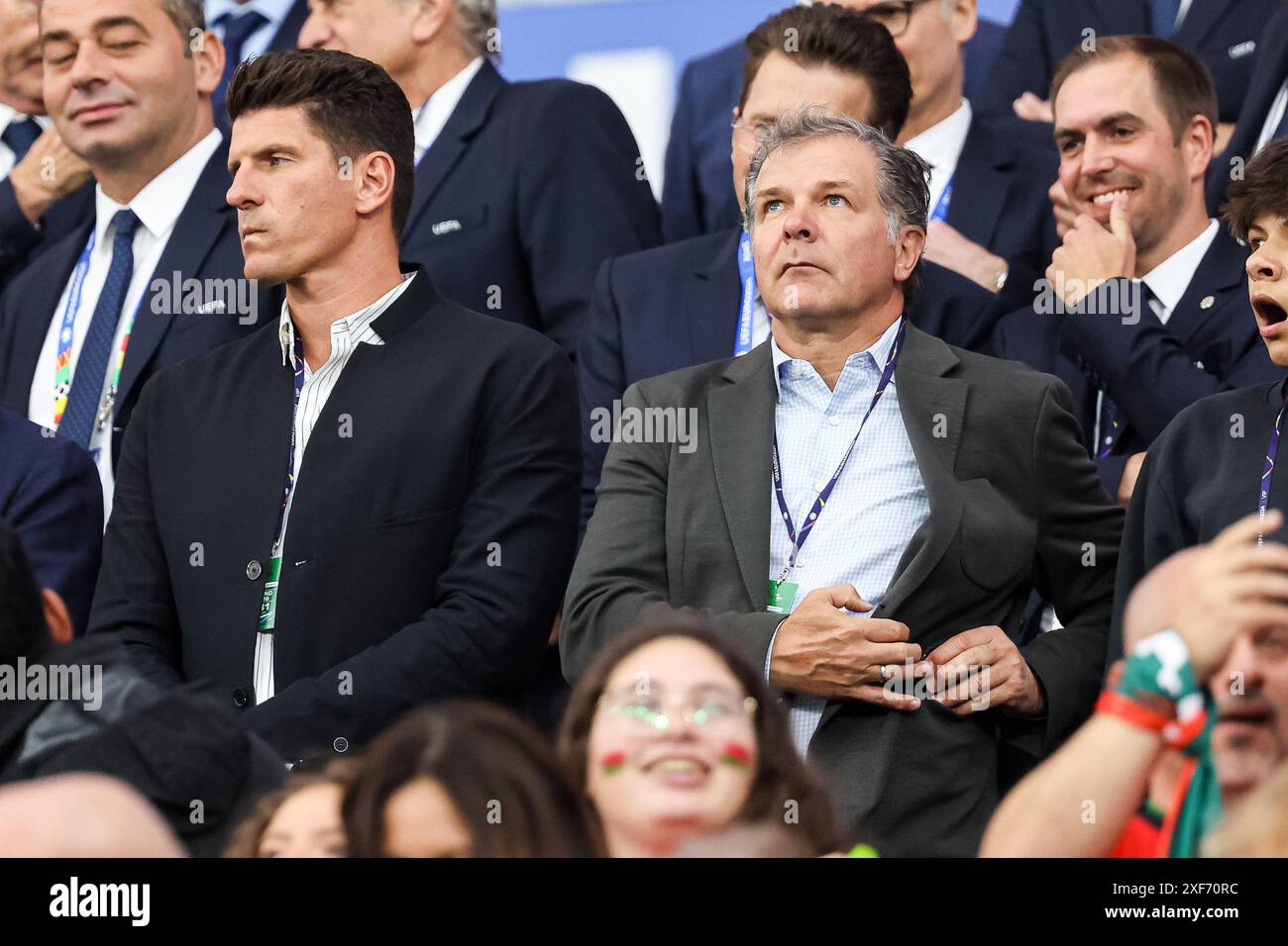 Andreas Moeller und Mario Gomez GER, Portugal (POR) vs. Slowenien (SVO ...