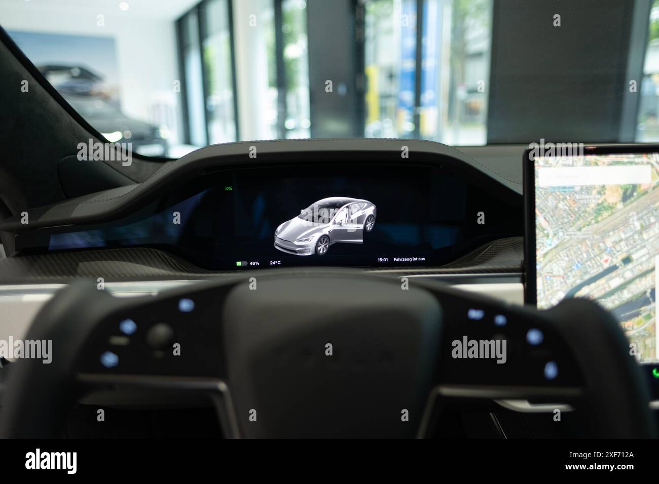 tesla steering yoke Model S Plaid car, steering wheel, Turn Signals ...