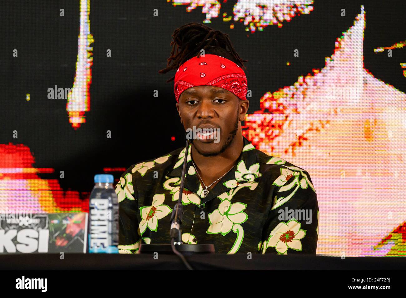 Ksi hi-res stock photography and images - Alamy