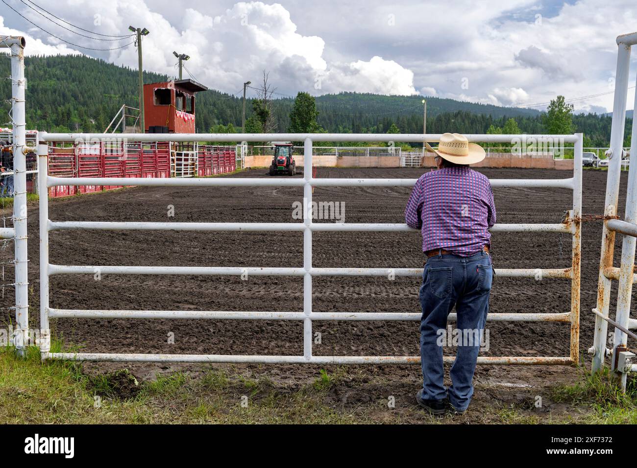 Native american sky people hi-res stock photography and images - Alamy