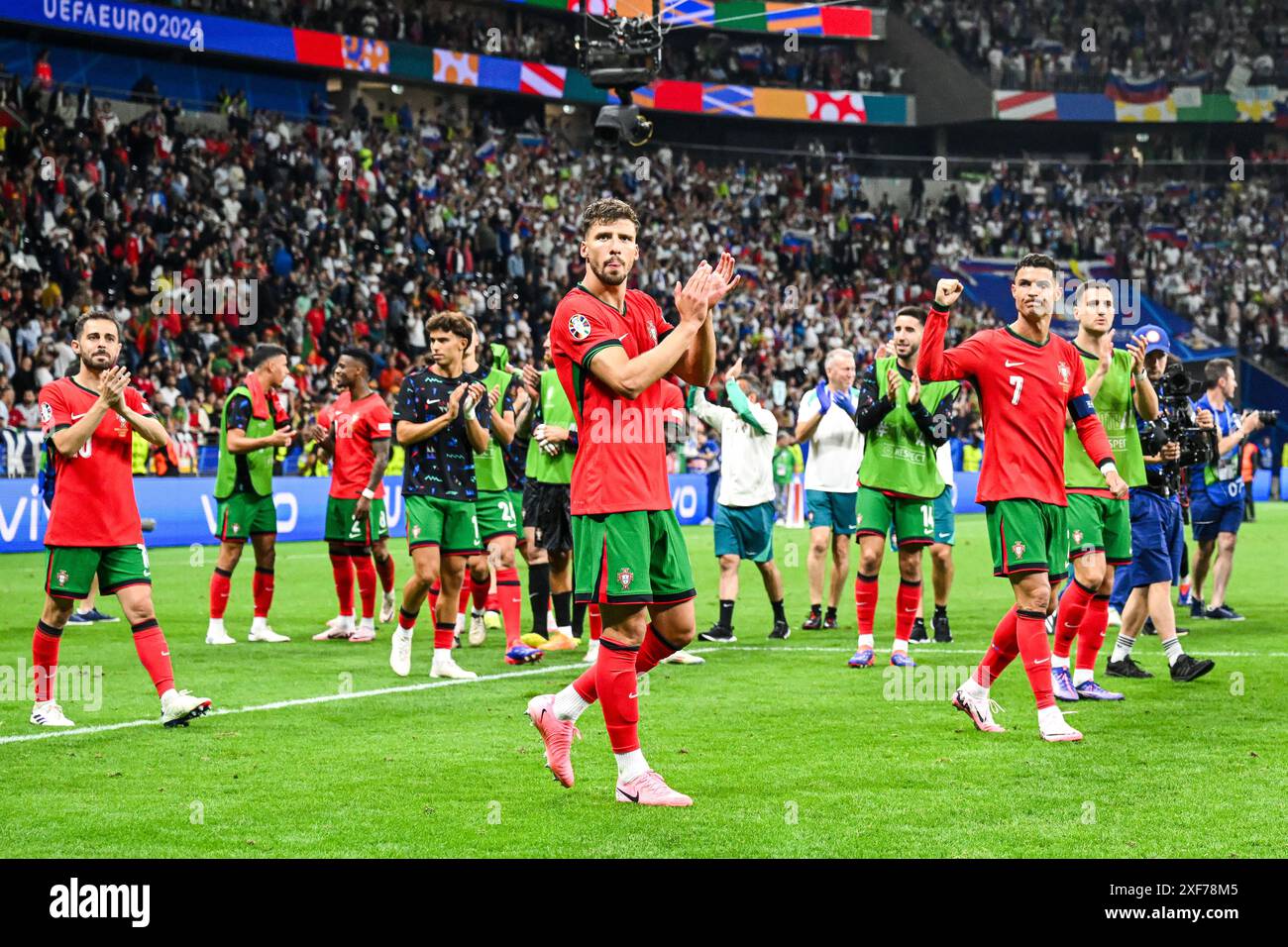 FRANKFURT - Portugal players celebrate victory during the UEFA EURO ...