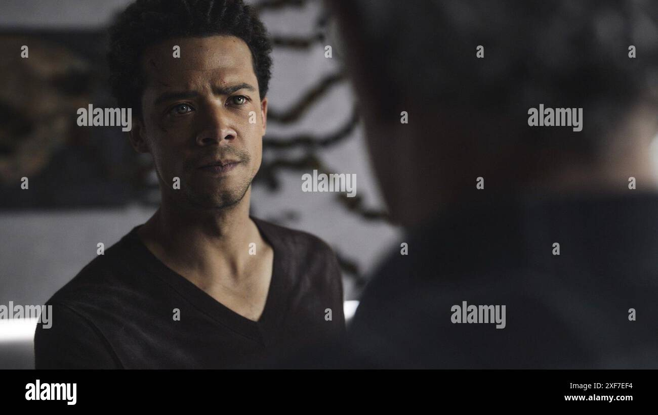 INTERVIEW WITH THE VAMPIRE, from left: Jacob Anderson, Eric Bogosian ...