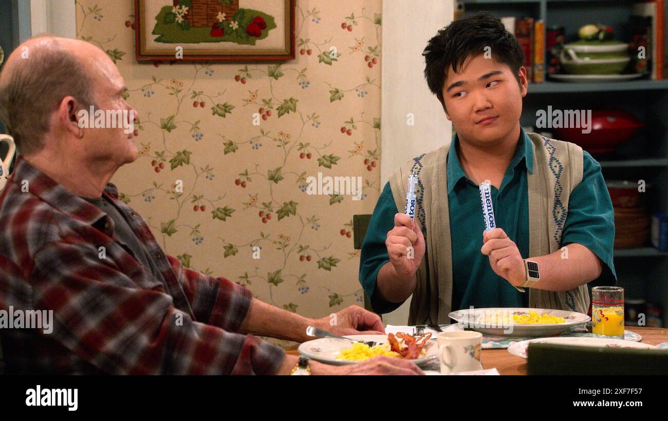 THAT '90S SHOW, (aka THAT 90S SHOW), from left: Kurtwood Smith, Reyn ...