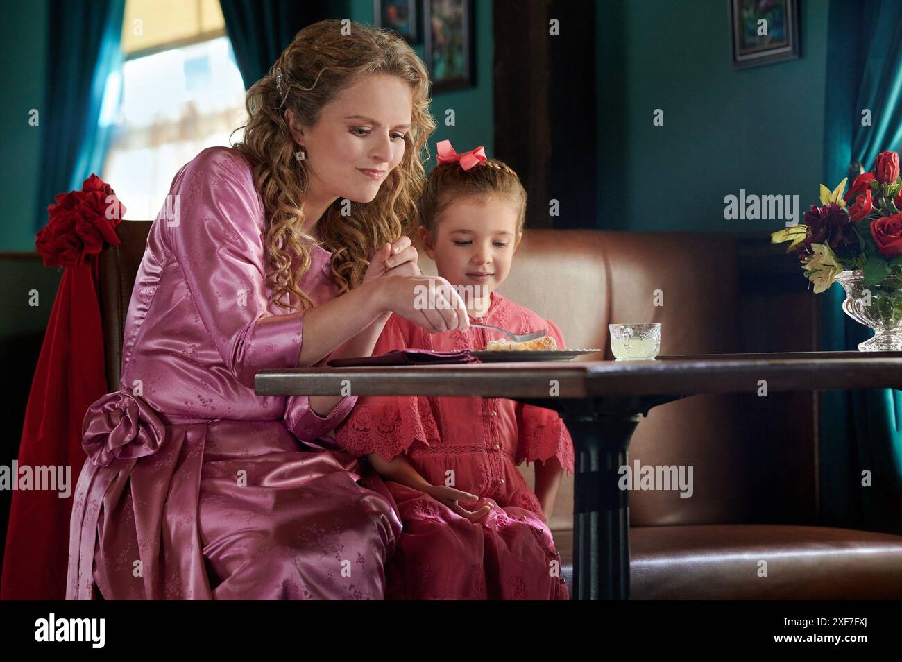 WHEN CALLS THE HEART, from left: Andrea Brooks, Chloe McKinnon ...