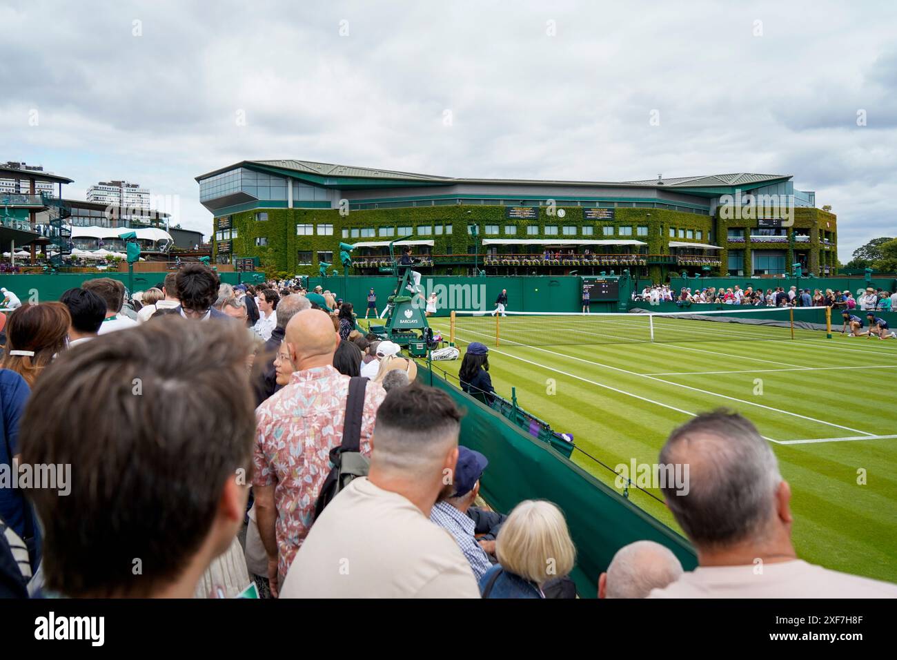 Outside courts at Wimbledon Stock Photo - Alamy