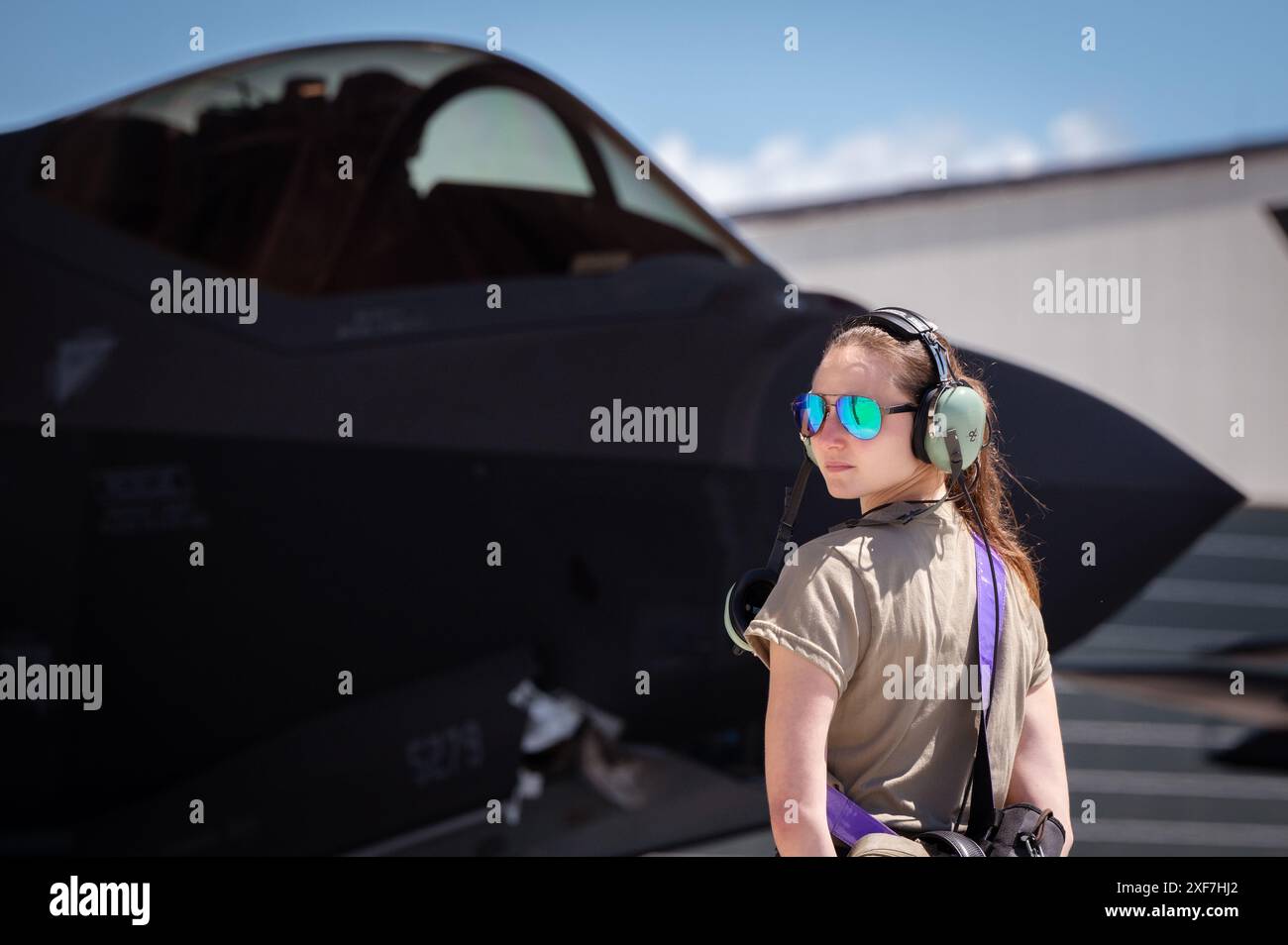Senior Airman Alexandra Banke, a crew chief with the 158th Fighter Wing ...