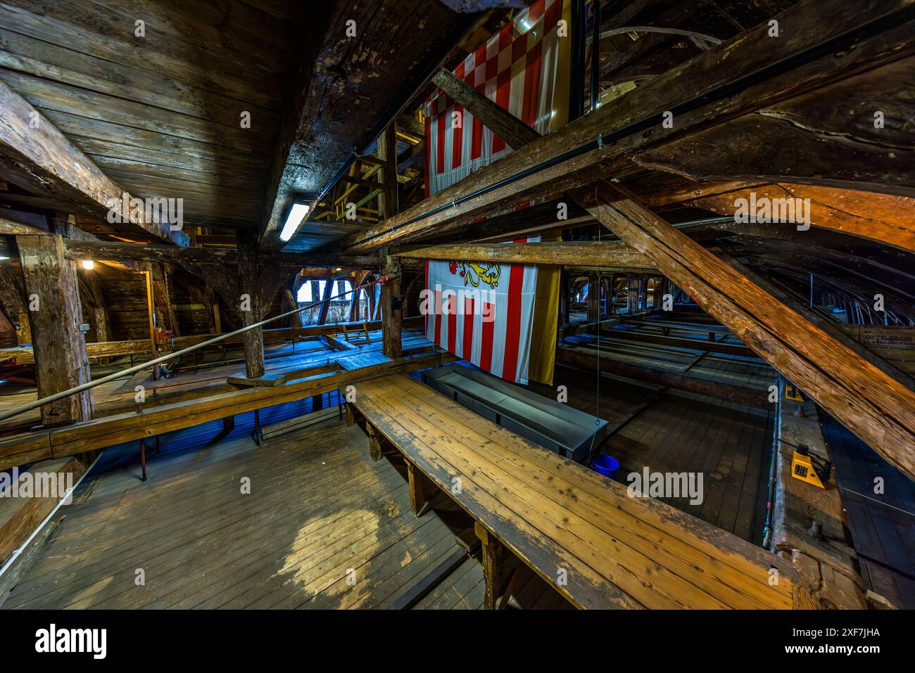The roof truss of Bremen's Old Town Hall has a special structural ...