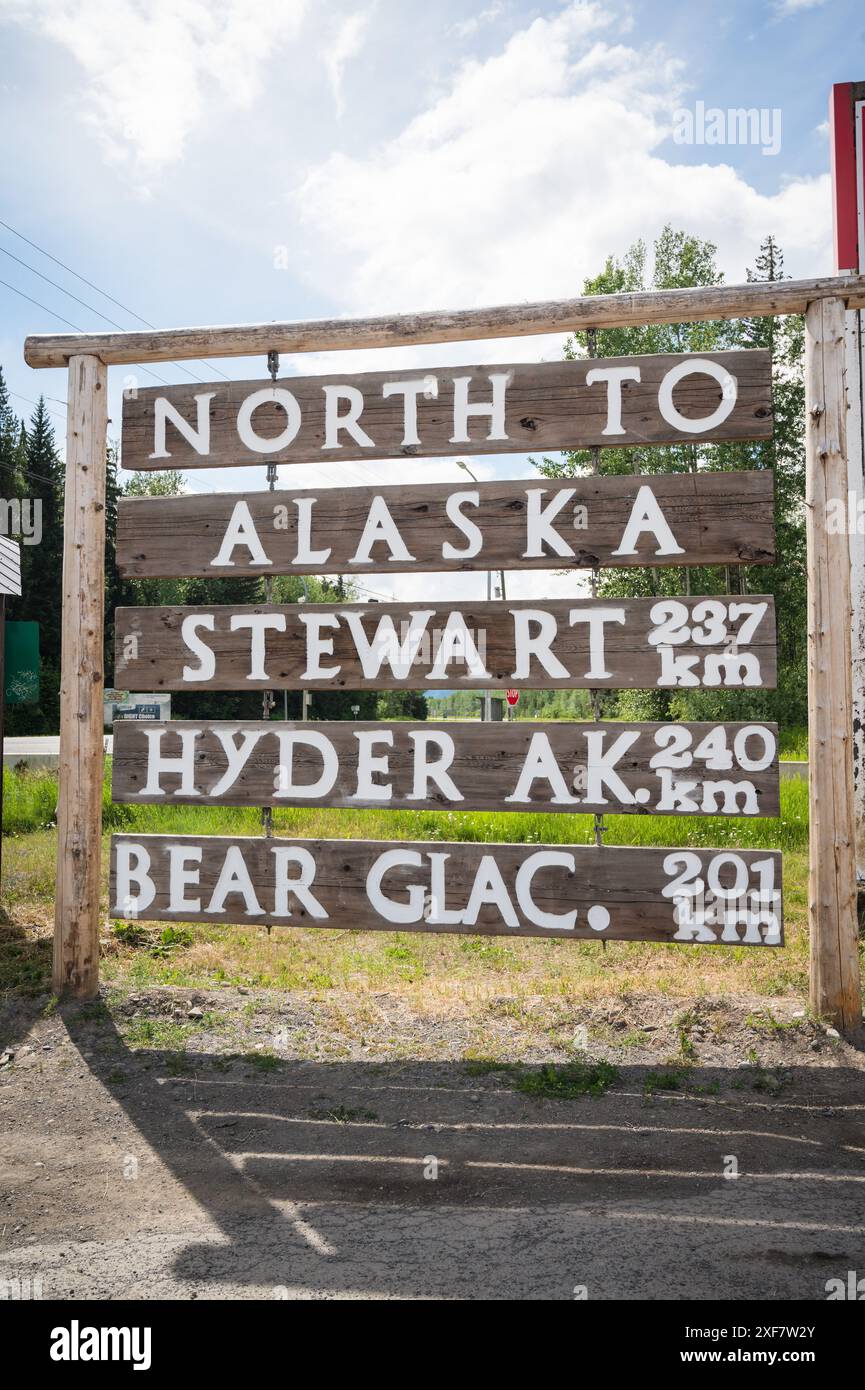 Highway 16 hi-res stock photography and images - Alamy