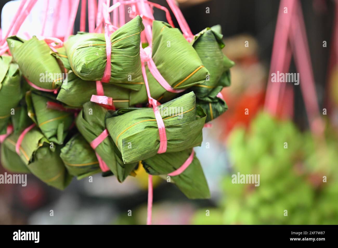 Alkaline rice dumplings, a Dragon Boat Festival delicacy, are made from ...