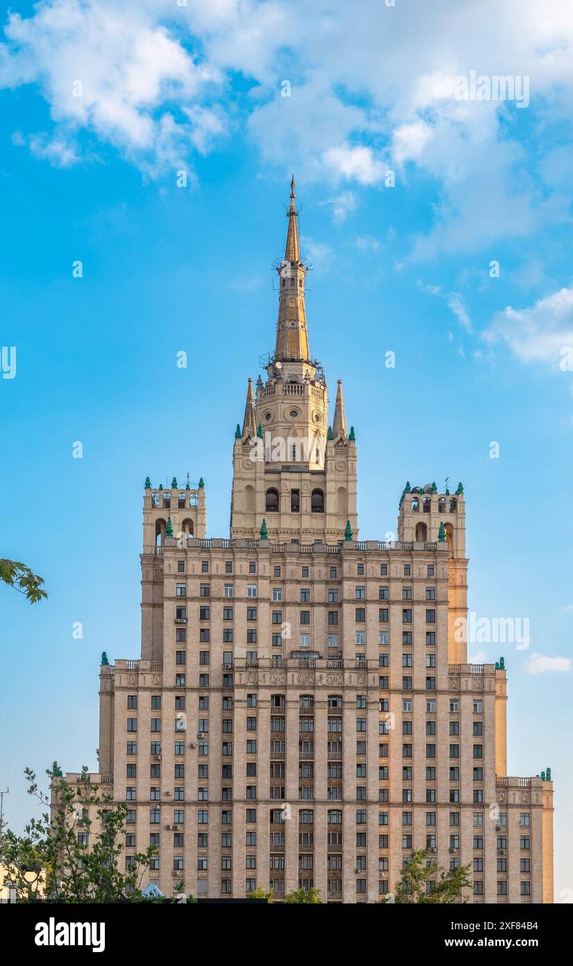 The view on the residential Stalinist high-rise building on Kudrinskaya ...