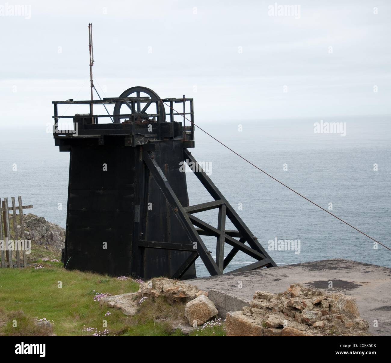 Skip shaft hi-res stock photography and images - Alamy