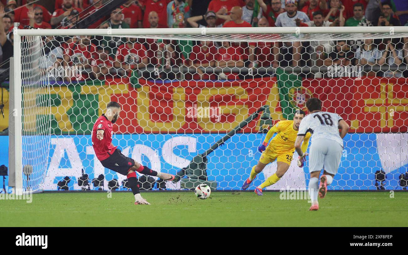 Gelsenkirchen, Deutschland. 26th June, 2024. firo: 26.06.2024, football ...