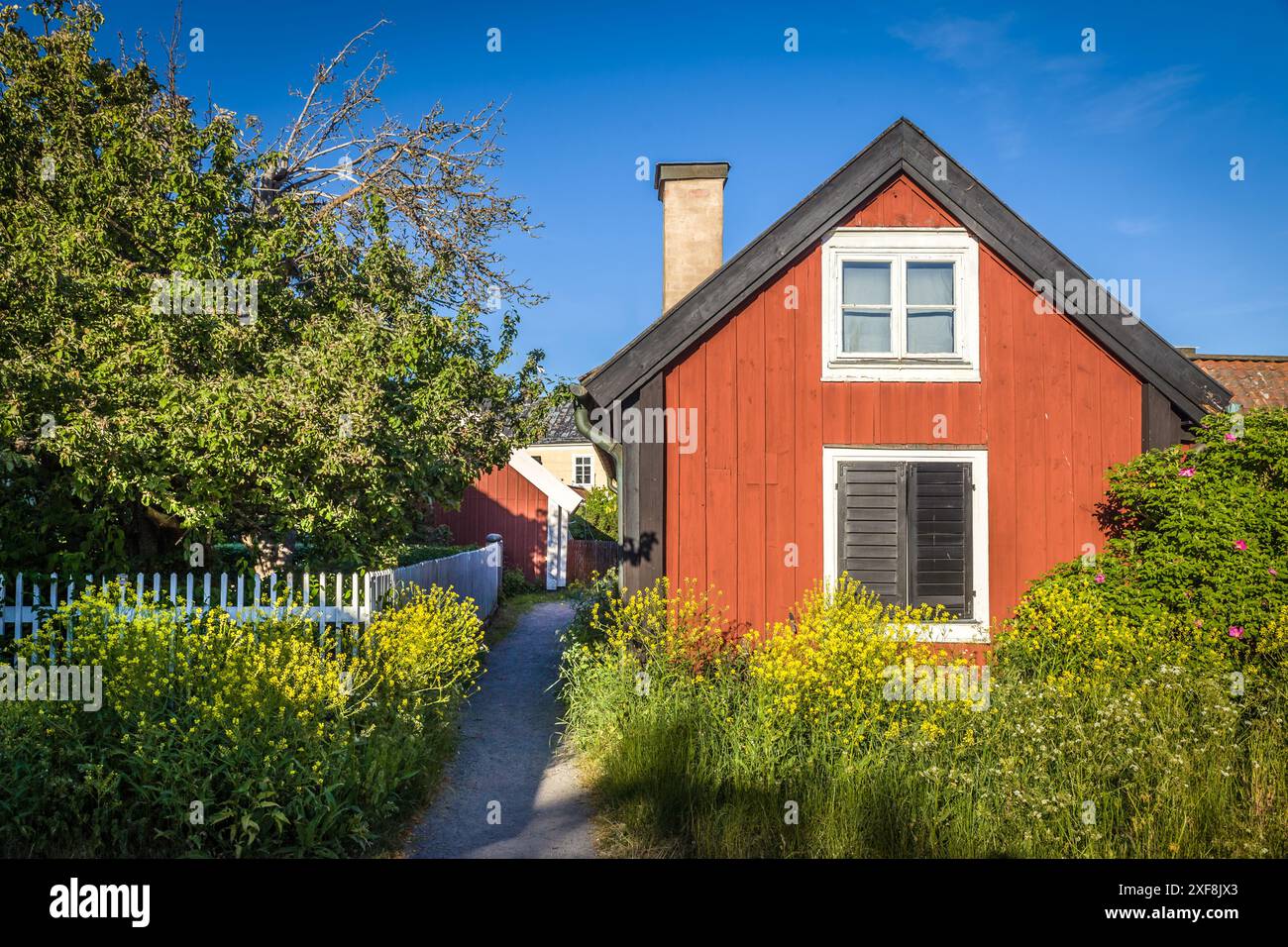 Idyll island hi-res stock photography and images - Alamy