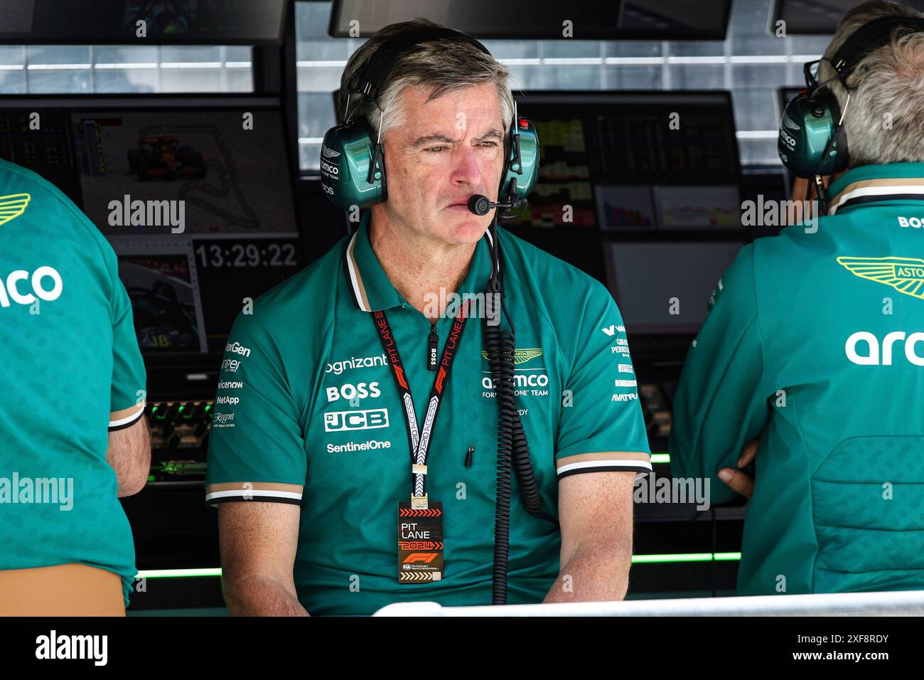 Aston martin f1 team andy stevenson hi-res stock photography and images ...