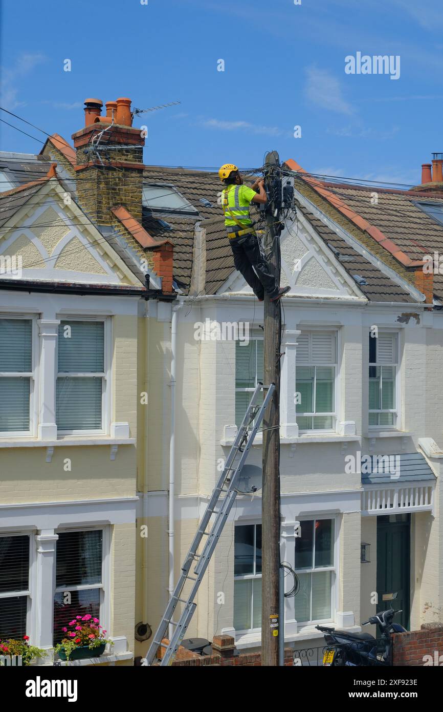 BT Telephone Engineer on a London Street Stock Photo - Alamy