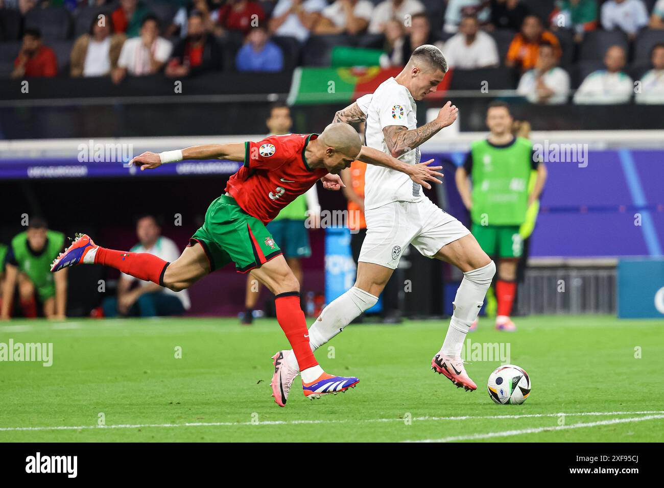 Torchance fuer Benjamin Sesko (Slowenien, #11), Kepler Laveran de Lima ...
