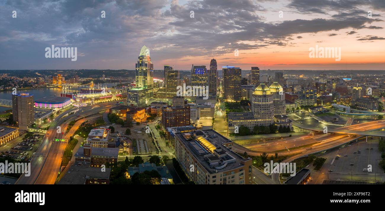 Cincinnati Ohio urban architecture in city downtown at night. Panoramic ...