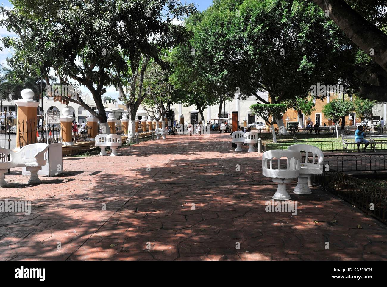 Plaza Mayor, Merida, Yucatan, Mexico, Central America, Quiet municipal ...