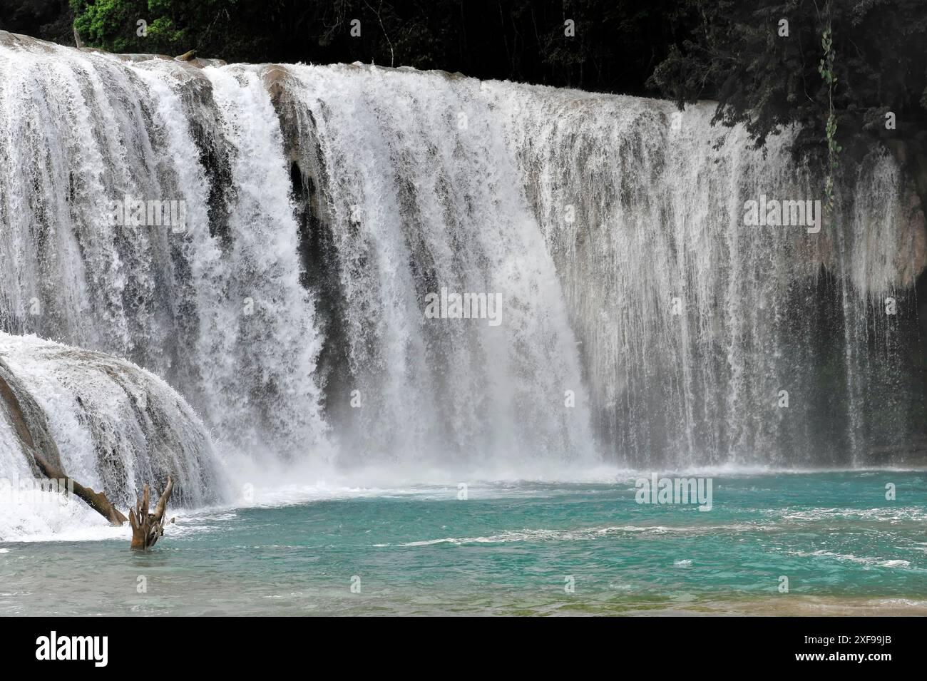 Turquoise water at the Cataratas de Agua Azul, Waterfalls of the Blue ...