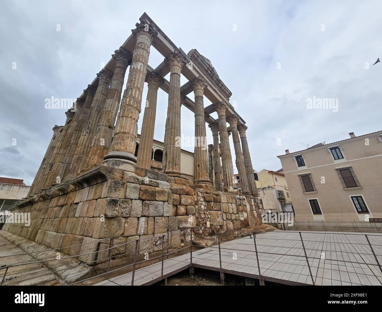 Temple of Diana in Merida, Badajoz, Extremadura, Spain Stock Photo - Alamy