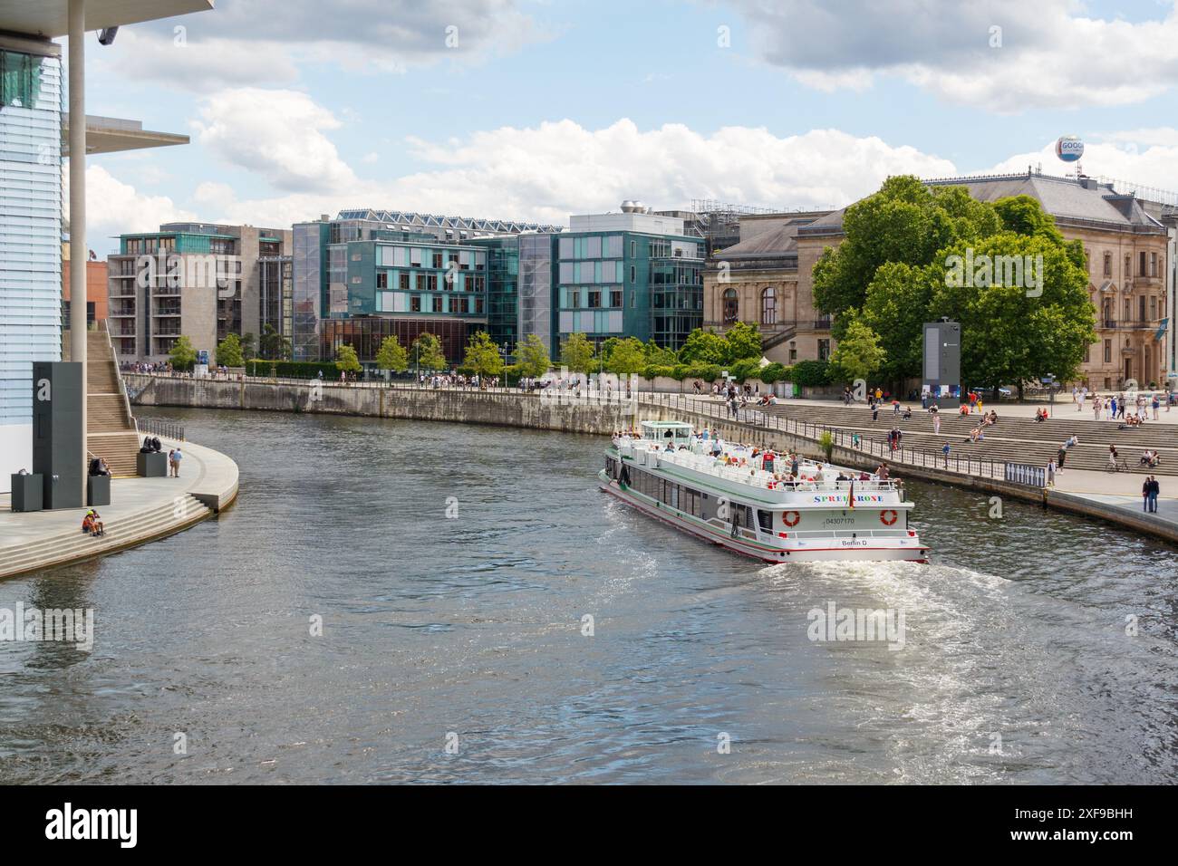 A pleasure boat on the River Spree, Berlin, Germany Stock Photo - Alamy