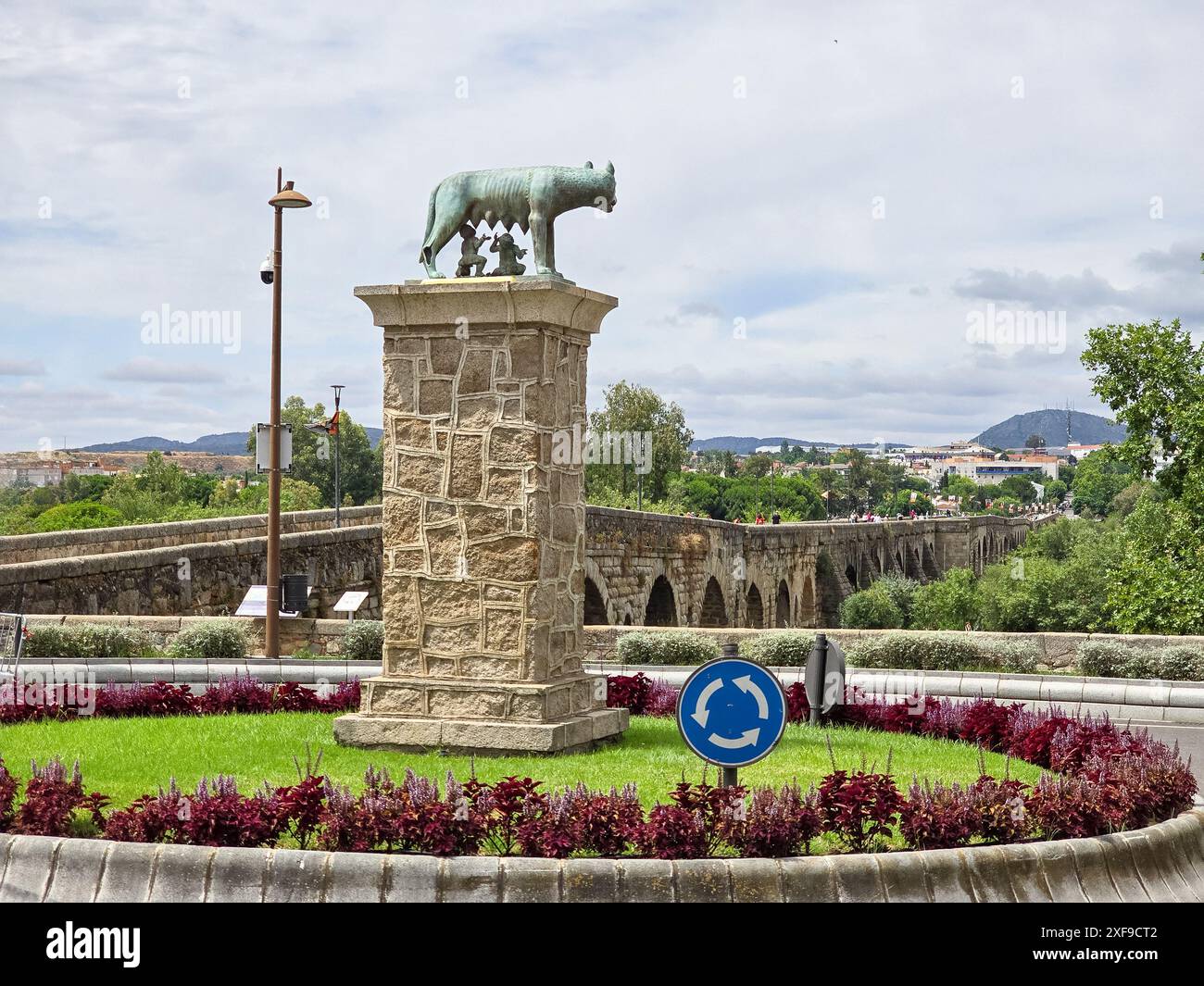 Statue of the Capitoline Wolf in Merida, Spain Stock Photo - Alamy