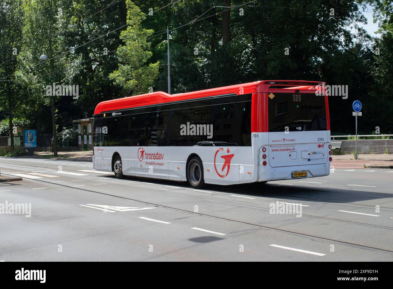 Transdev bus hi-res stock photography and images - Alamy