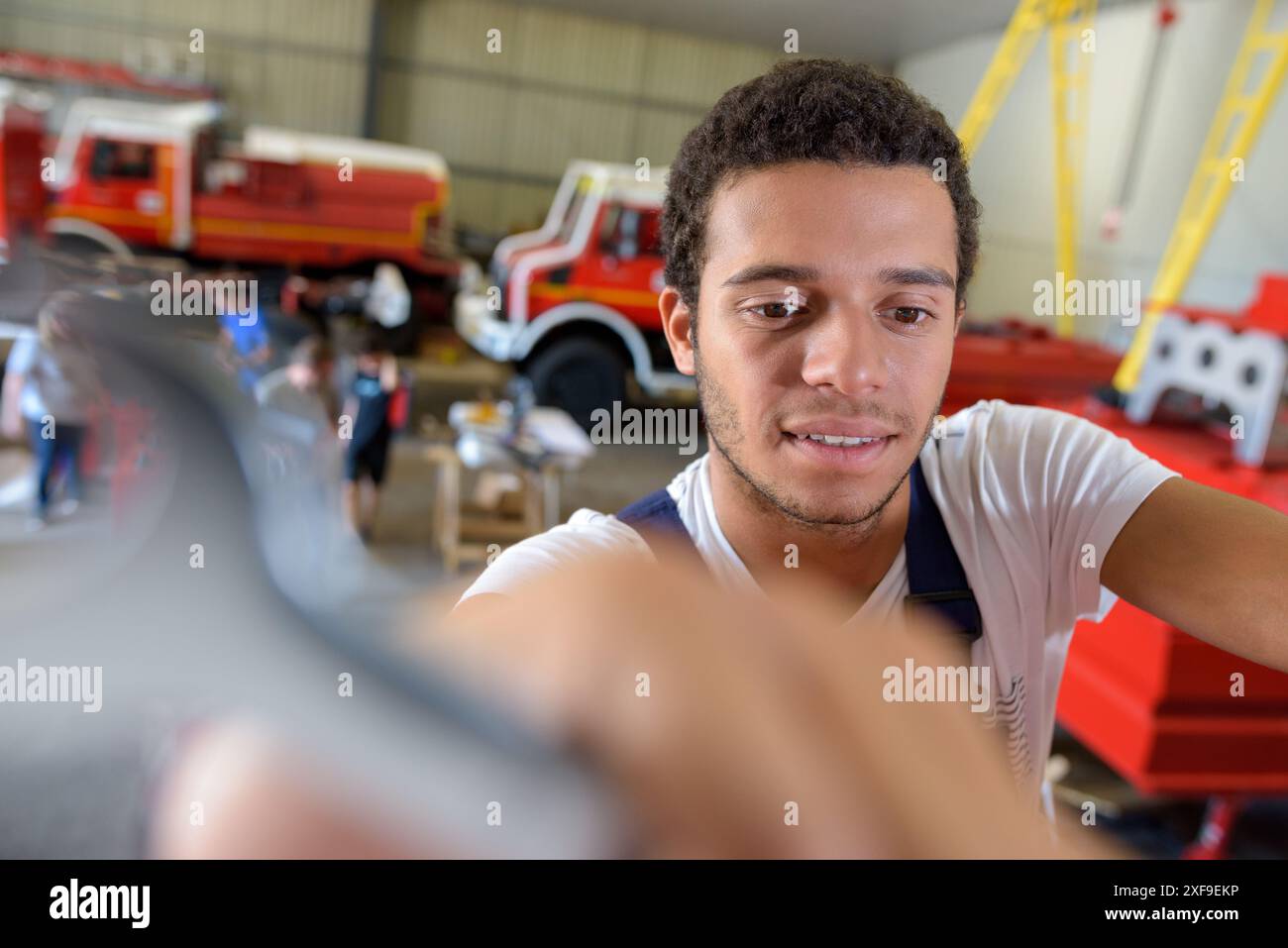 Man lifting up by the elevator hi-res stock photography and images - Alamy