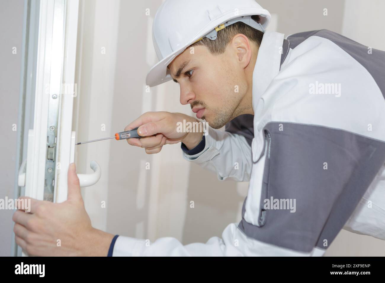 Fixing leaks hi-res stock photography and images - Alamy