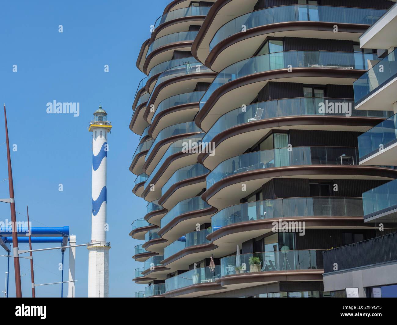 Curved balcony hi-res stock photography and images - Alamy