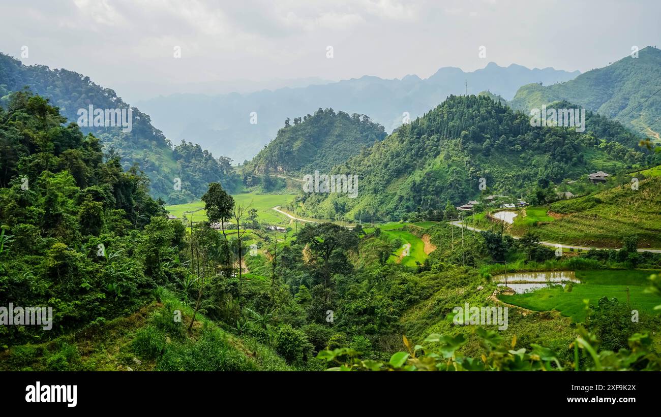 Ha giang loop vietnam hi-res stock photography and images - Alamy