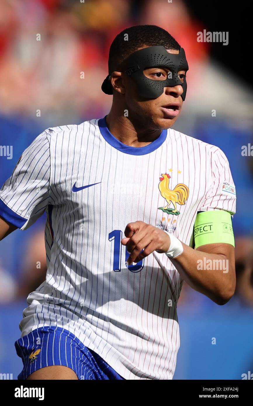 Kylian mbappé face hi-res stock photography and images - Alamy