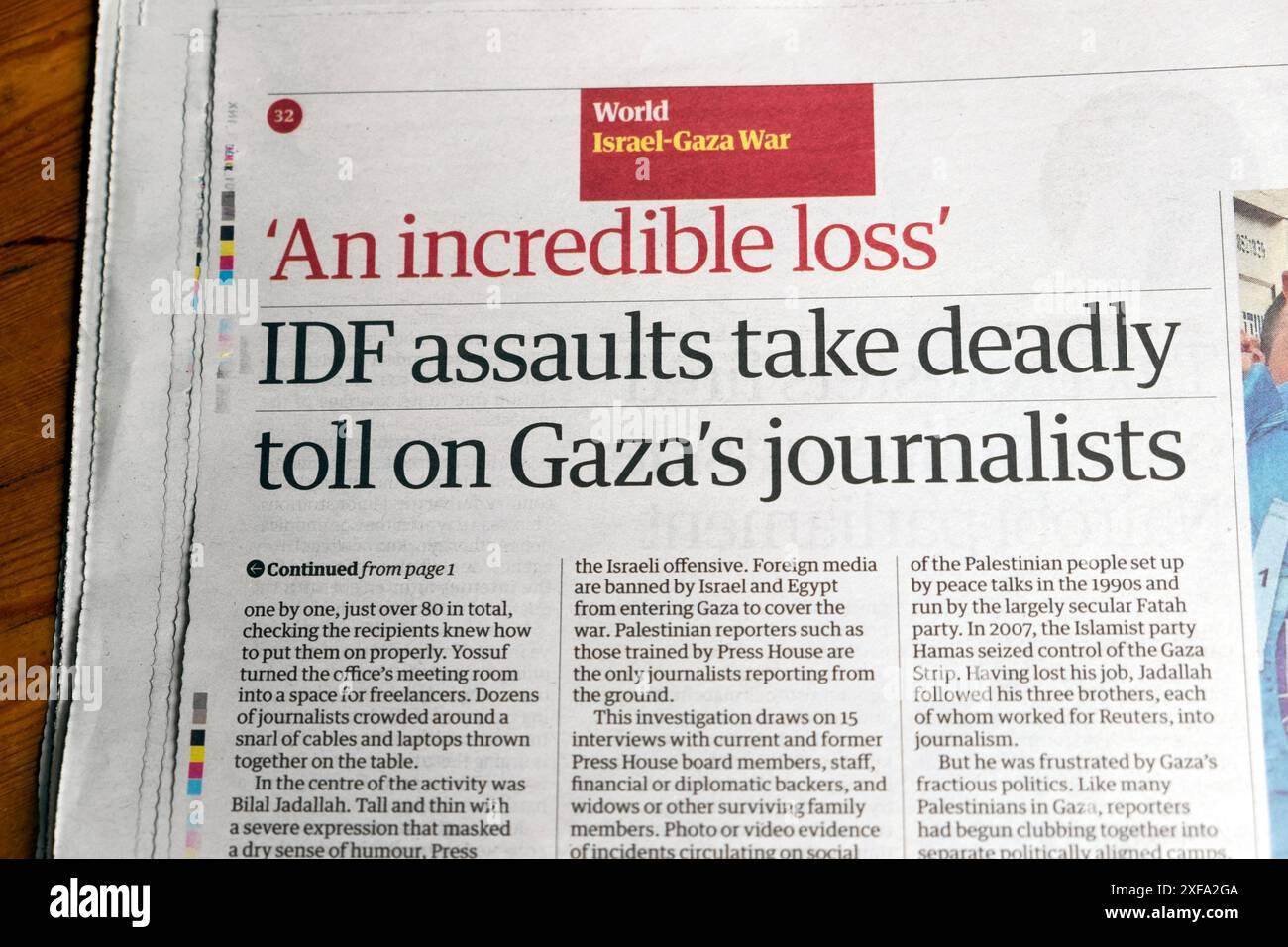 Israel-Gaza War article Guardian newspaper headline 'IDF assaults take ...