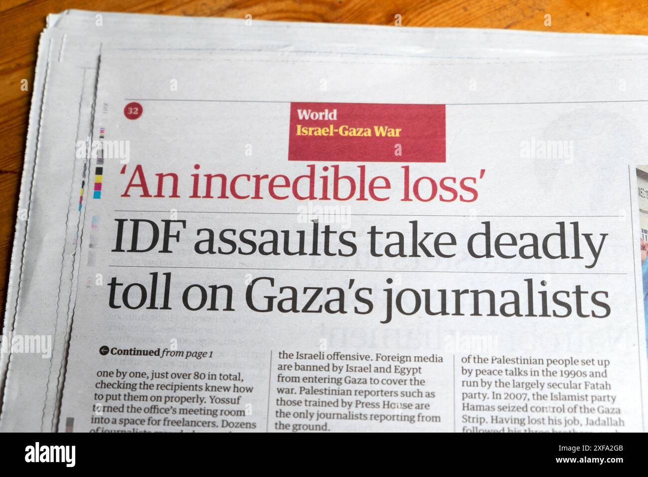 Israel-Gaza War article Guardian newspaper headline 'IDF assaults take ...
