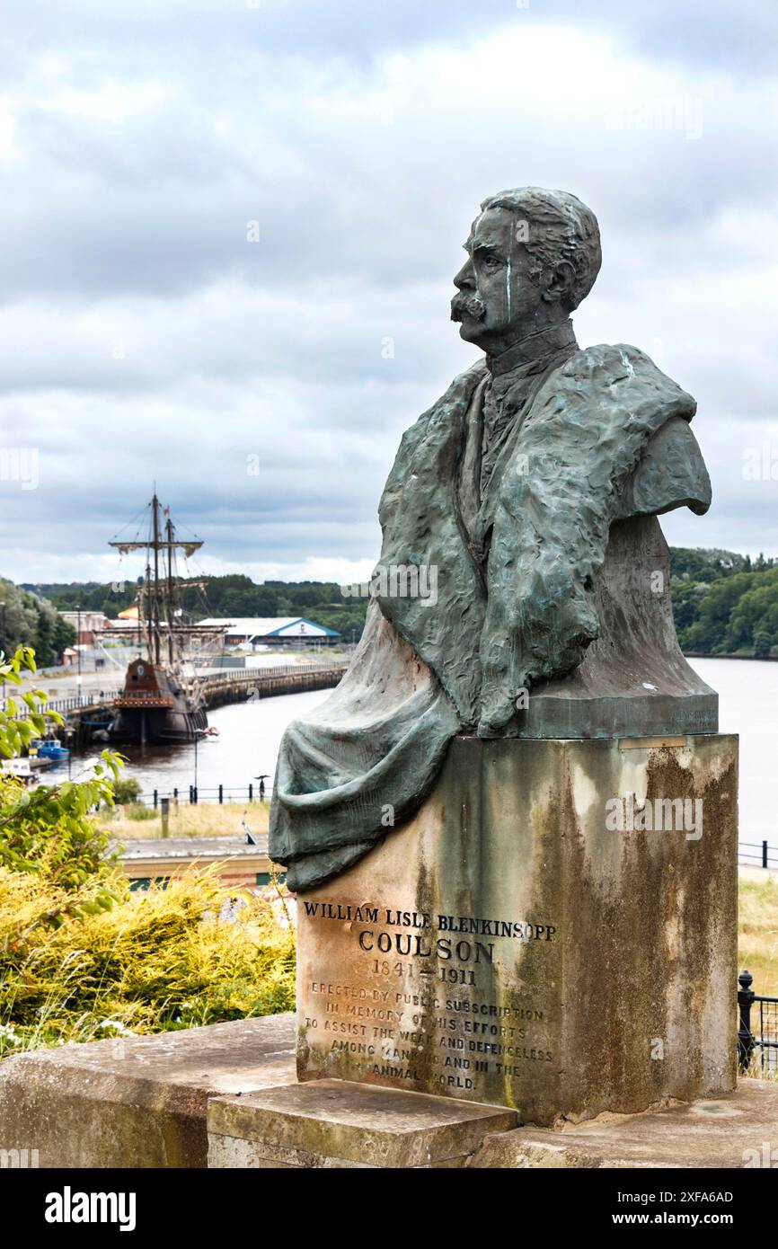 statue of philanthropist william lisle blenkinsopp coulson by river ...