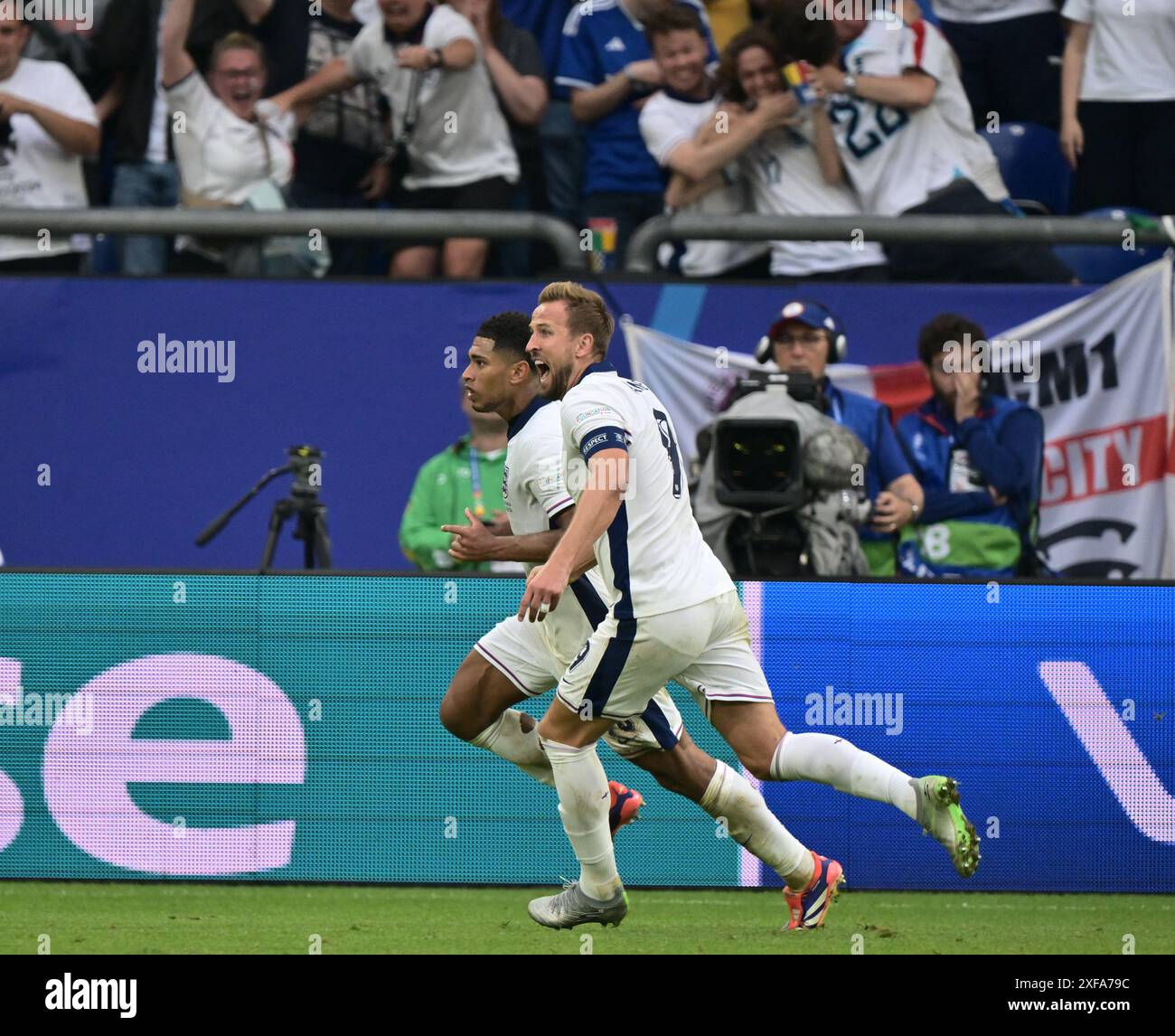 GELSENKIRCHEN, GERMANY - JUNE 30: Jude Bellingham of England celebrate ...