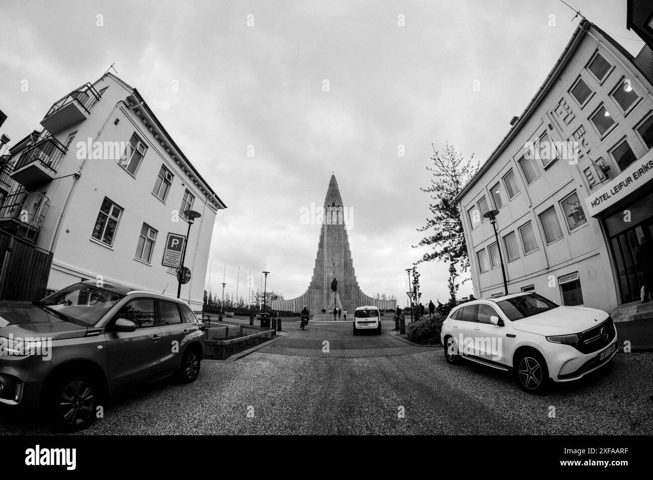Hallgrimskirkja Hallgrimskirche in Reykjavik. / Hallgrimskirkja ...