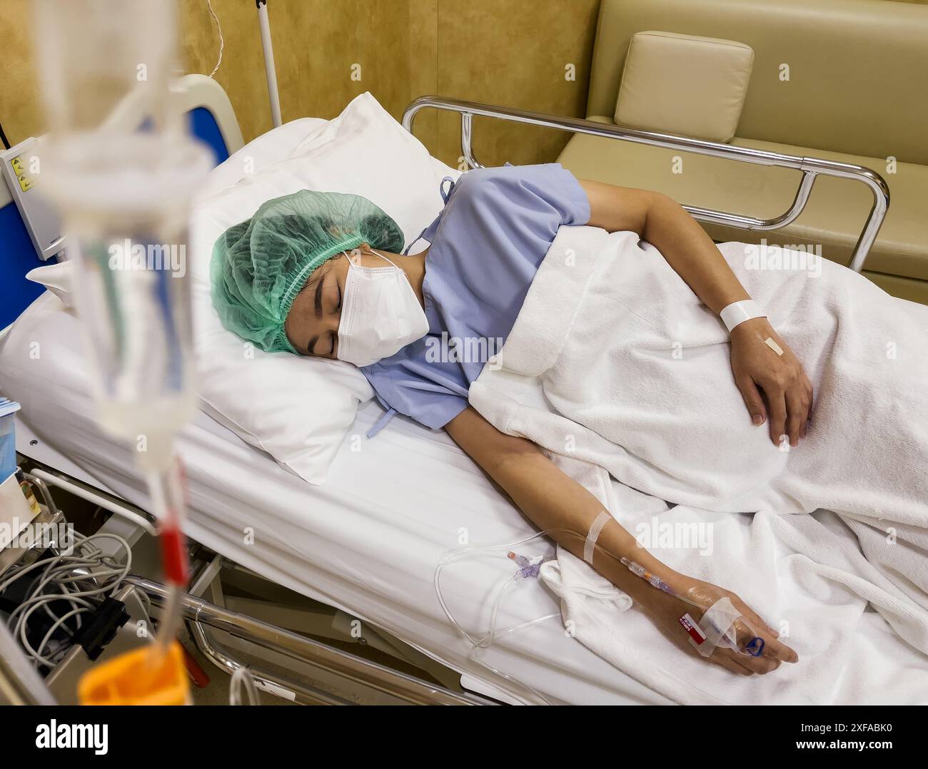 Pregnant patient hi-res stock photography and images - Alamy