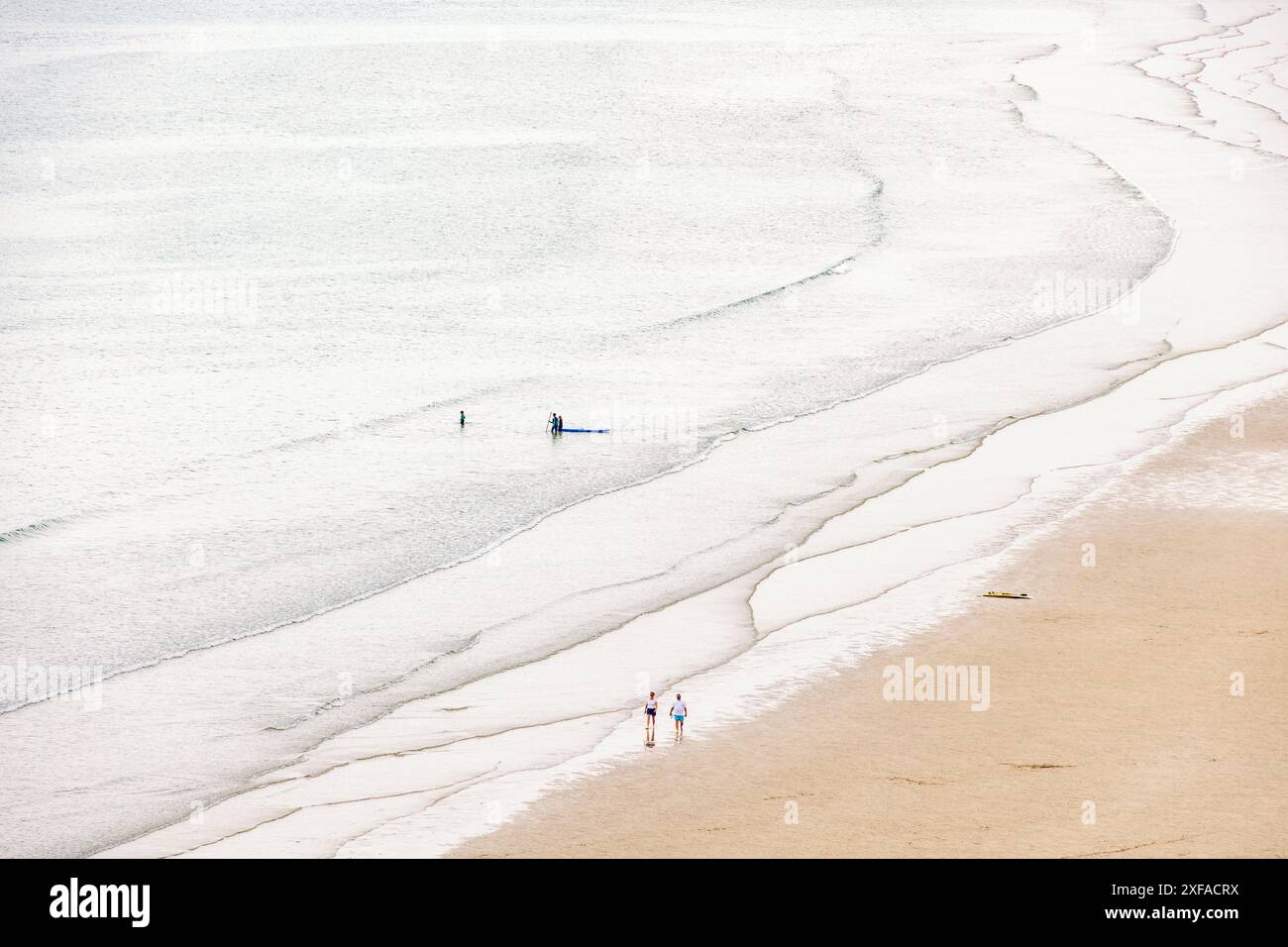 People aerial view pattern hi-res stock photography and images - Alamy